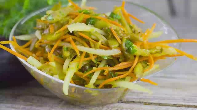 Салат из баклажанов по-корейски - самый вкусный рецепт для тех, кто любит экспериментировать!