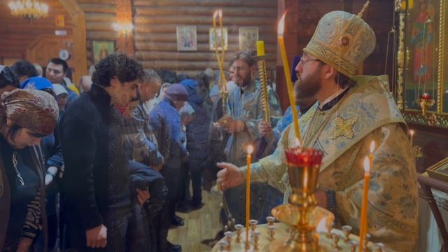 МИТРОПОЛИТ ИГНАТИЙ СОВЕРШИЛ ВСЕНОЩНОЕ БДЕНИЕ В СРЕТЕНСКОМ ХРАМЕ Г. САРАТОВА