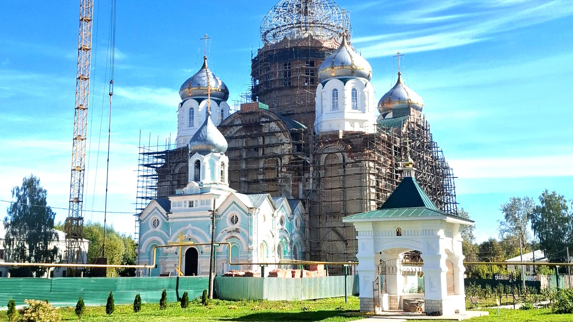 Иверский женский монастырь в Выксе.