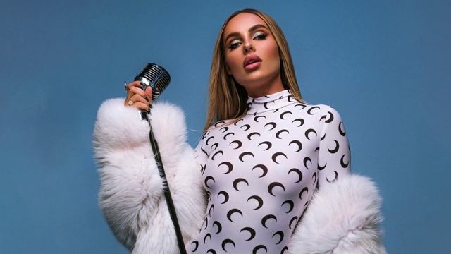 Ханна - Русская Красавица (Silver Ace)