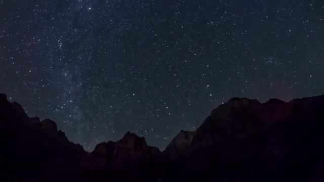 Что-то не так во Вселенной. Показывает ли телескоп Джеймса Уэбба галактики до Большого взрыва