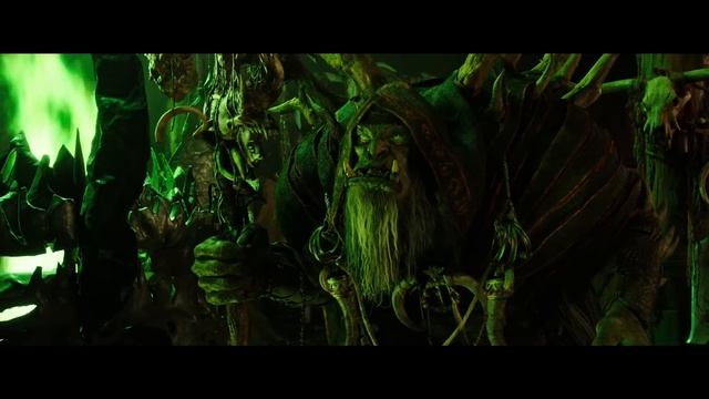 Фильм "Варкрафт". Гул'дан наказывает Чернорука.