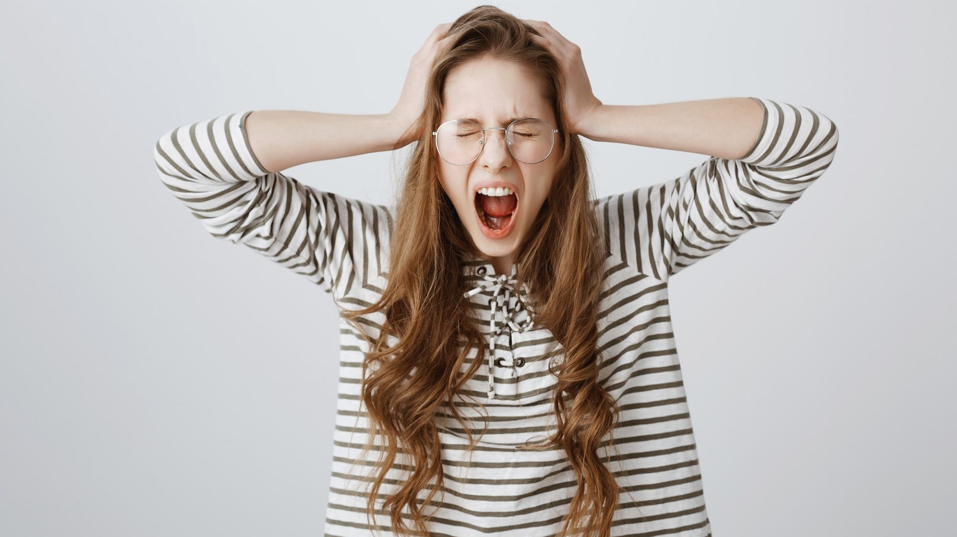 Как реагировать на мелкие неприятности, чтобы они перестали портить настроение?