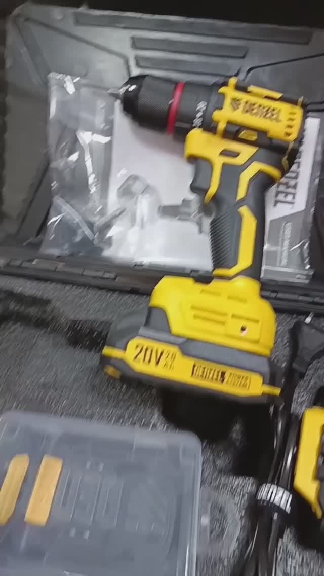 Новая модель Аккумуляторного шуруповерта Denzel (2 АКБ, 2Ач. 2 скорости, бесщеточный, BRUSHLESS)