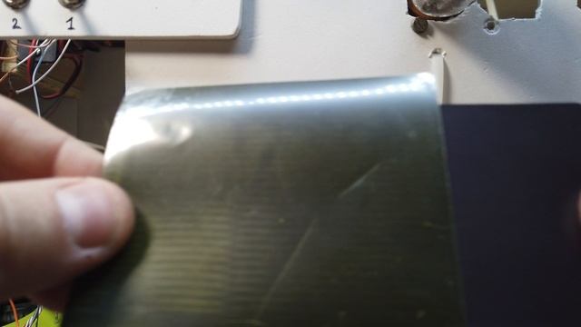 Показываем, что магнит на холодильник - многополюсный