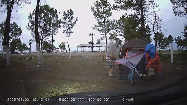 5 часть.  Установка палатки - автокемпинг Сосновый бор, Абхазия.