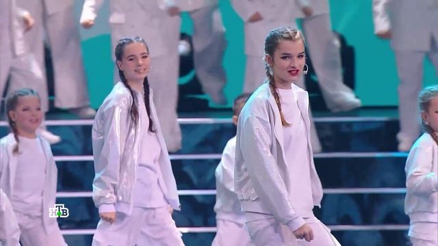 "Зажигая звезды" — в исполнении победителей "Имена России"!