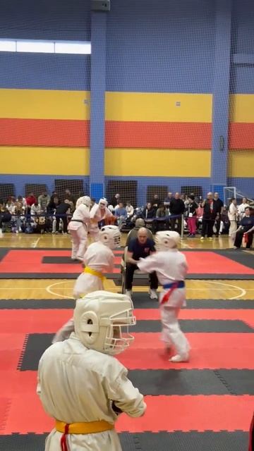 Роман Пчелов 1 бой