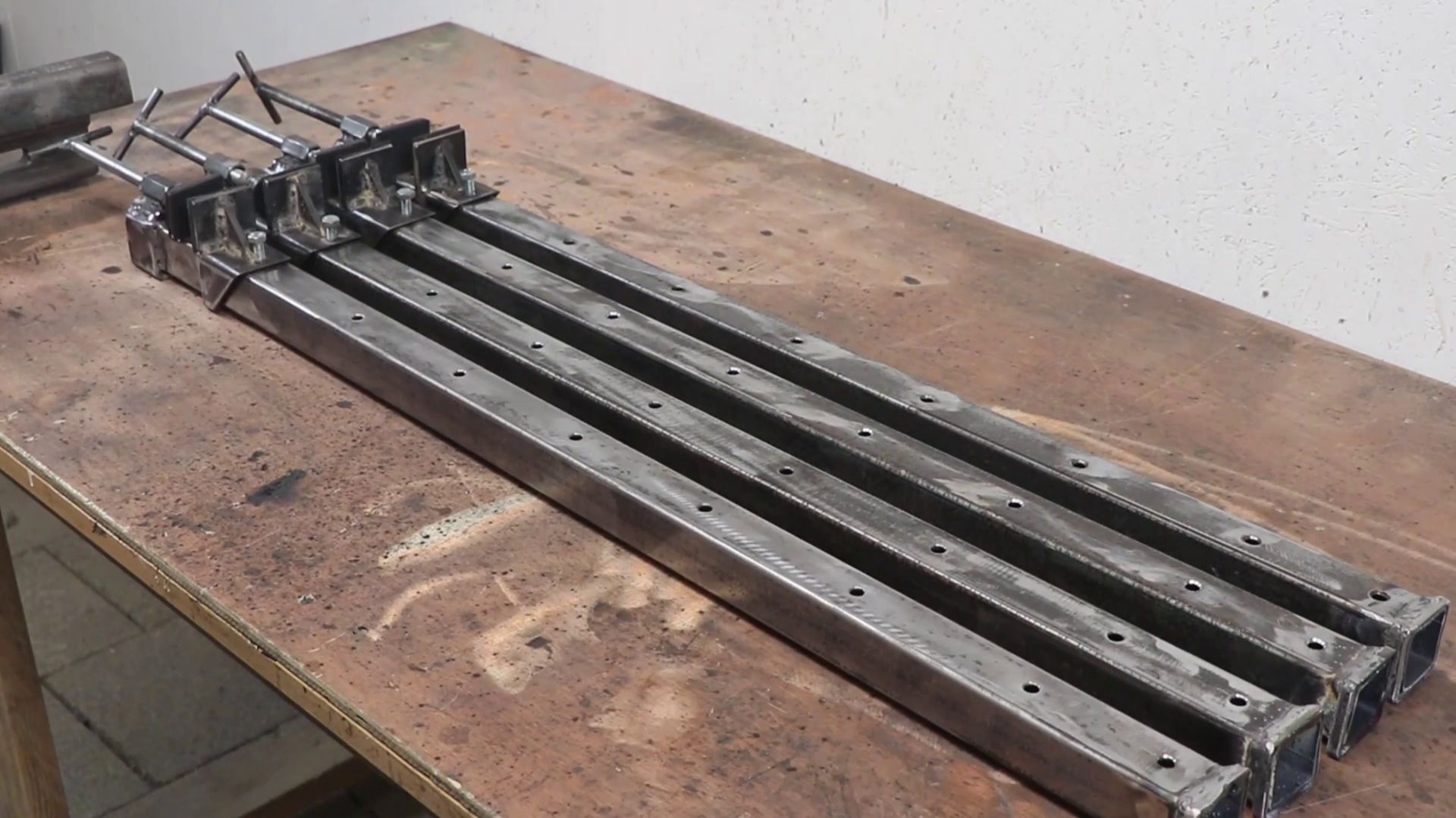 Как сделать струбцины для склейки мебельных щитов