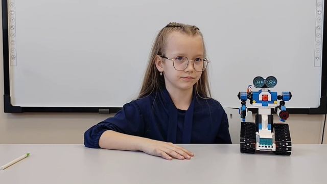 Выставка НТТ-2026. Коровякова Карина, 8 лет. Космический воин.