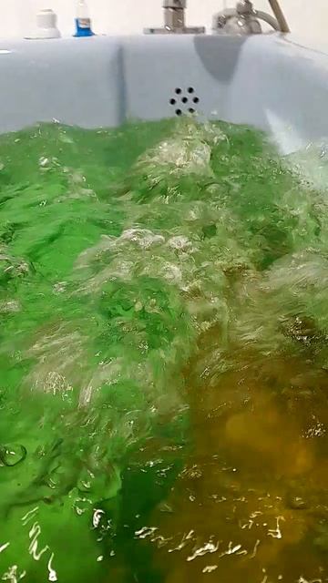 На чиле, на расслабоне.