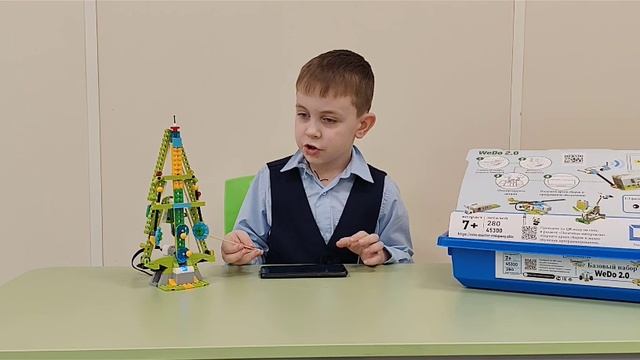 Выставка НТТ-2026. Розлач Глеб, 7 лет. Новогодняя ёлочка