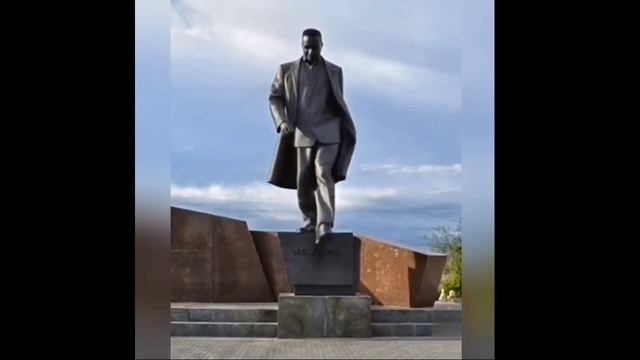 Ожившие памятники Кургана