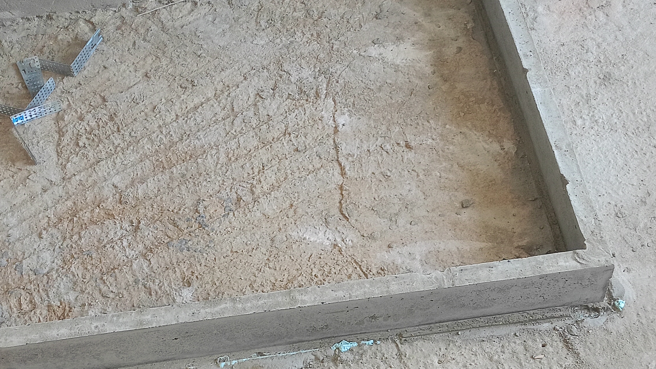 Бортик душевой завершающая стадия