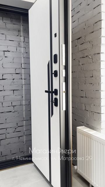 Дверь входная (металлическая) Кармина (Karmina)