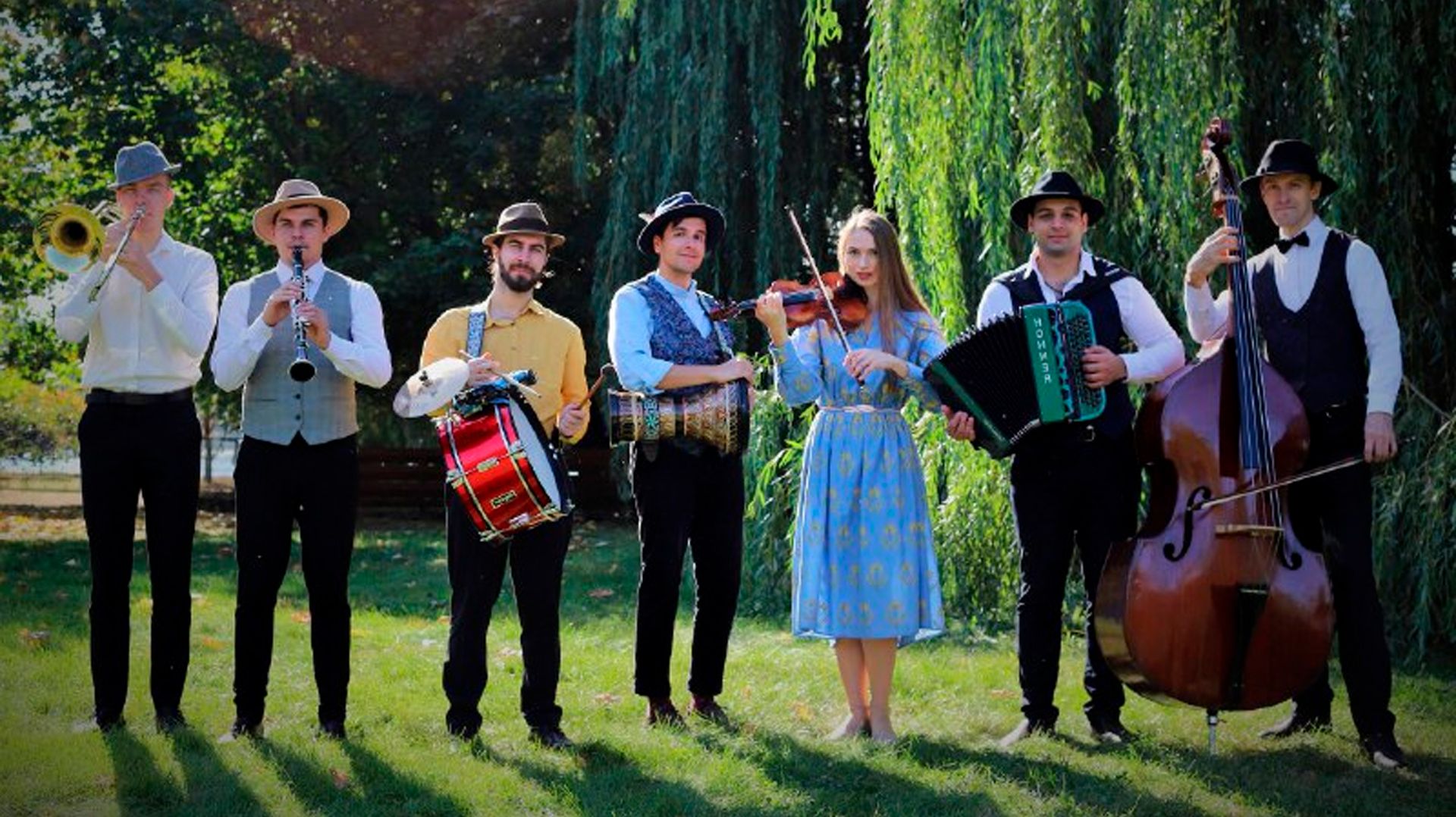 Коллектив еврейских музыкантов Максима (живут в Москве, выезжают по России)