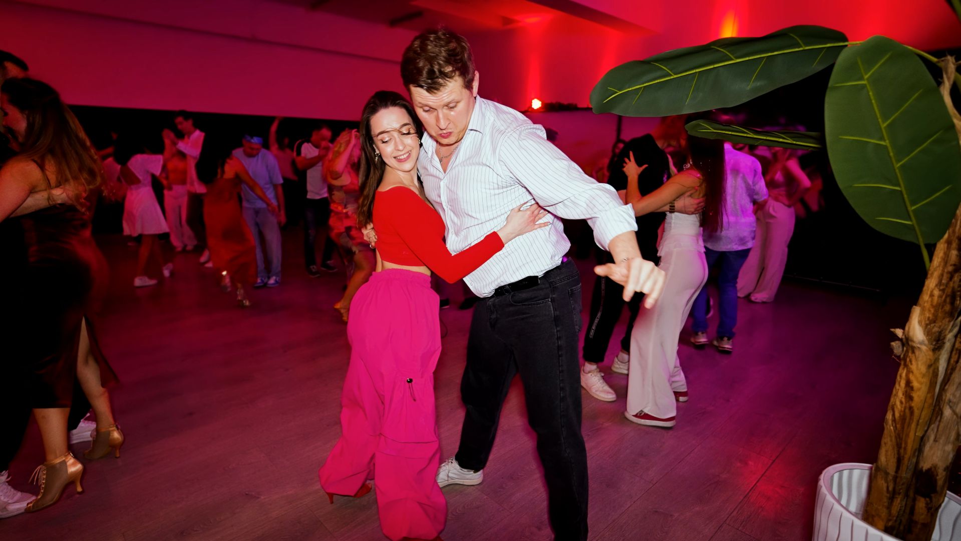 Вечеринка в студии Loco Vagis, Бачата (18) - Калининград (14.02.2026)