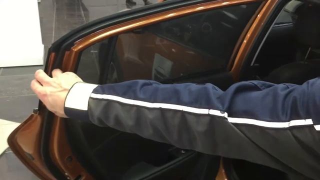 Автошторки Laitovo на заднюю полусферу Kia Rio X-Line 4G установка