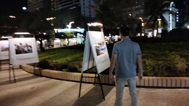 Ярмарка товаров на новогодней площади Нячанга (Тет)