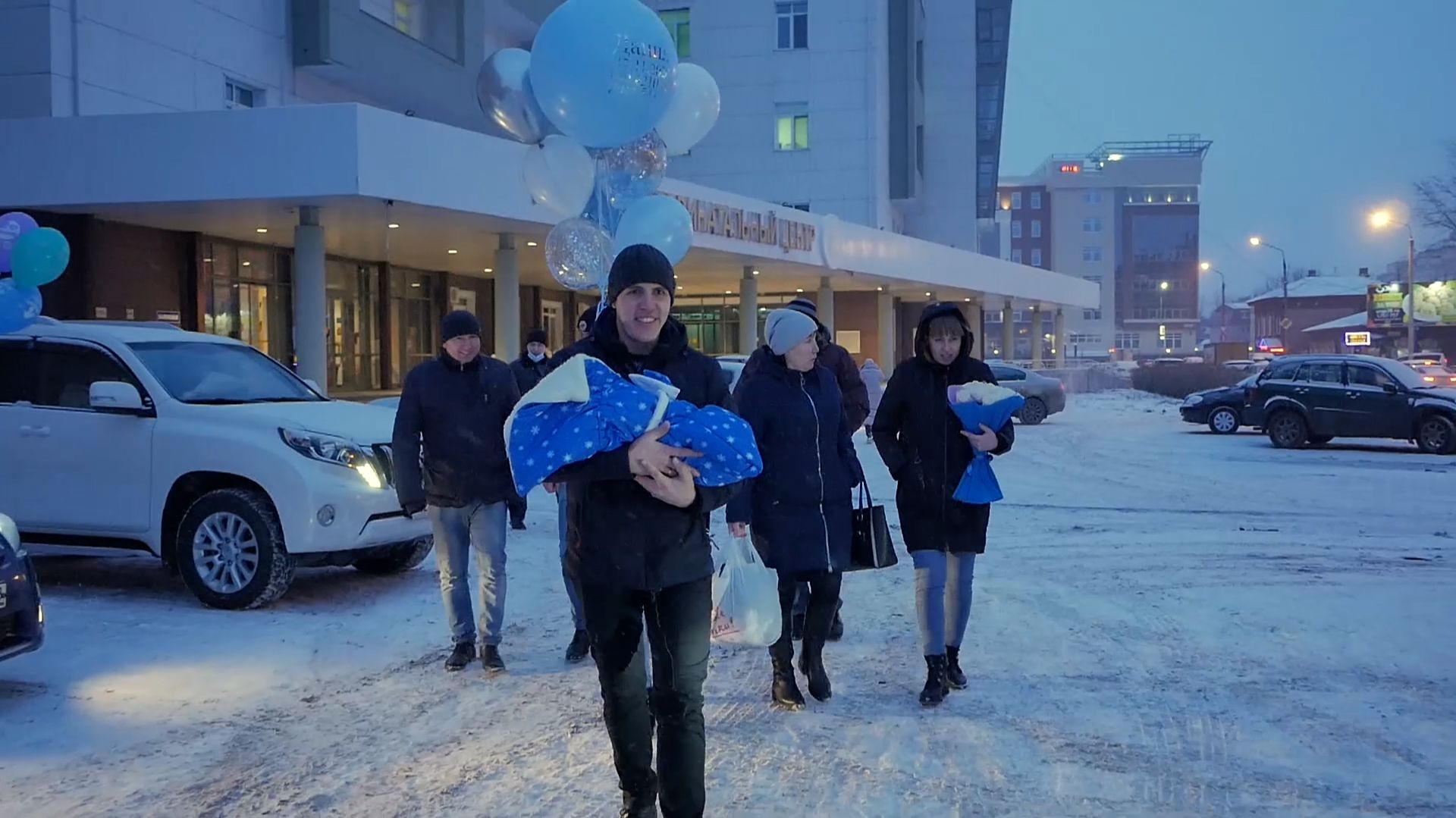 Даниил - выписка из роддома | Детский фильм | Иркутск | 2020