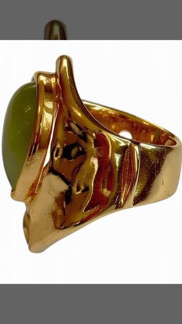 Кольцо Живой камень нефрит