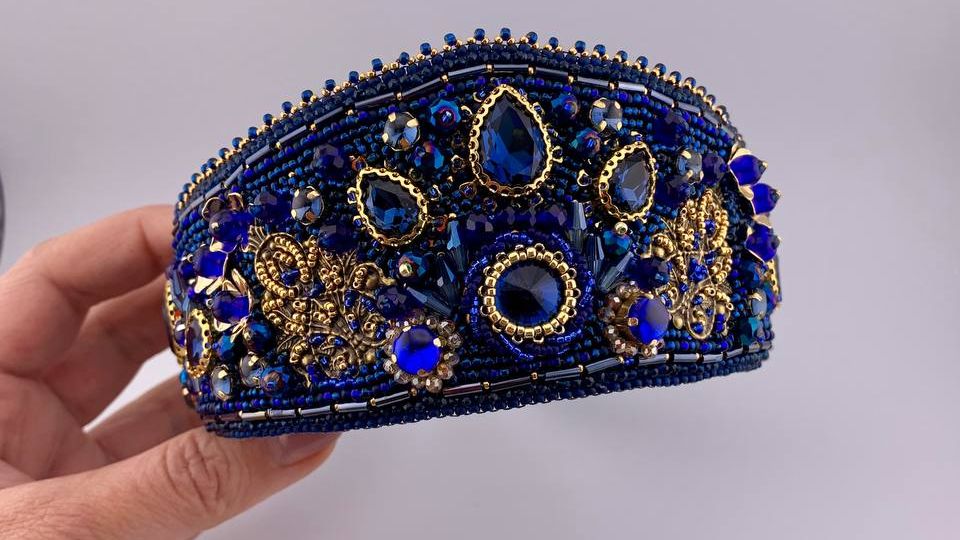 Как  сделать кокошник на металлическом ободке.