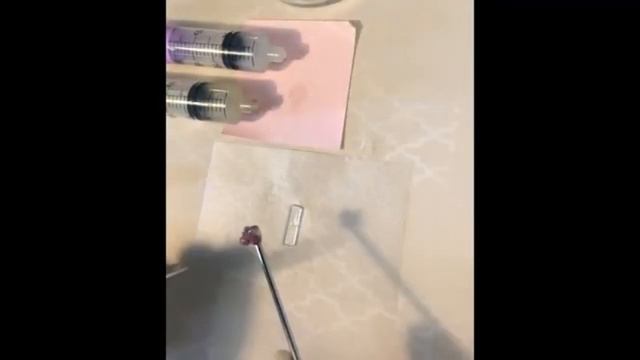 Как закрепить крупные образцы в микроскопе плоскостного освещения - Alpha3