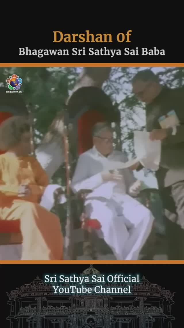 Божественный Даршан Шри Сатья Саи 🙏