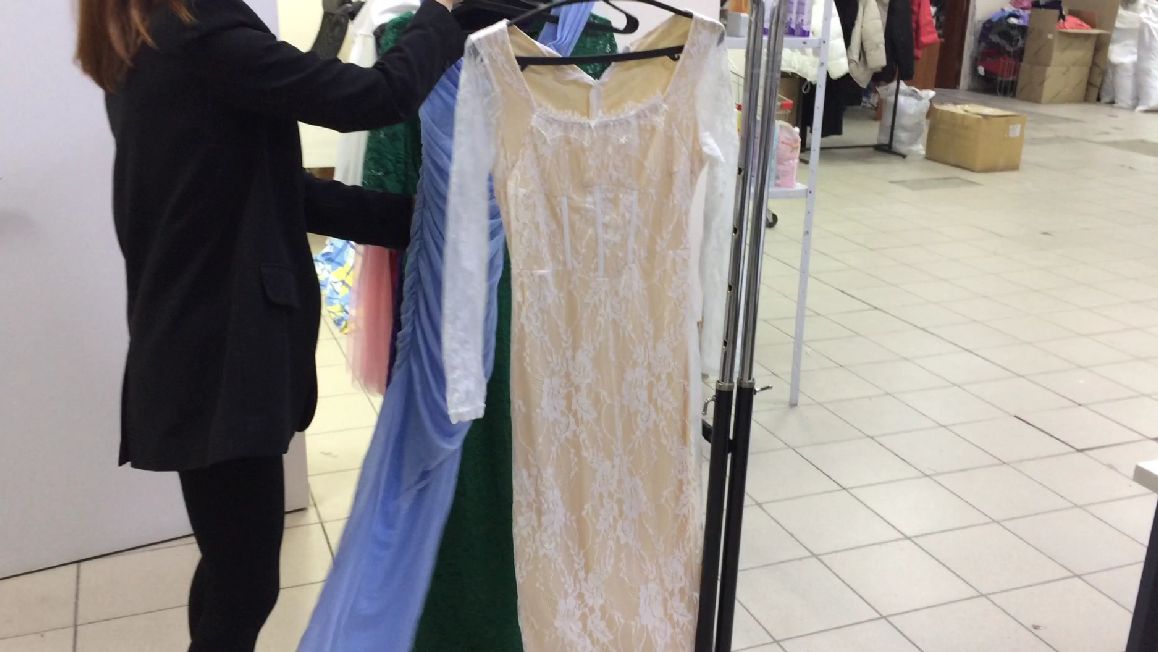 сти196.2. Вечерние платья новые