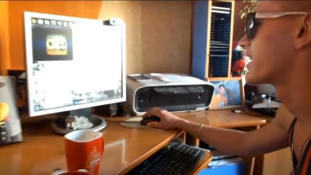 с_пЭса - Серые стены (Official Video)