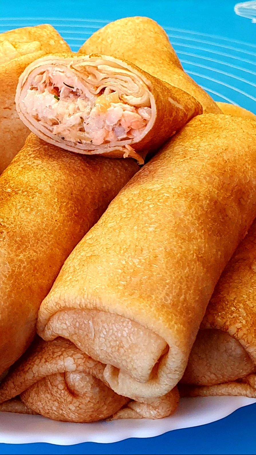 Блинчики фаршированные рыбной начинкой