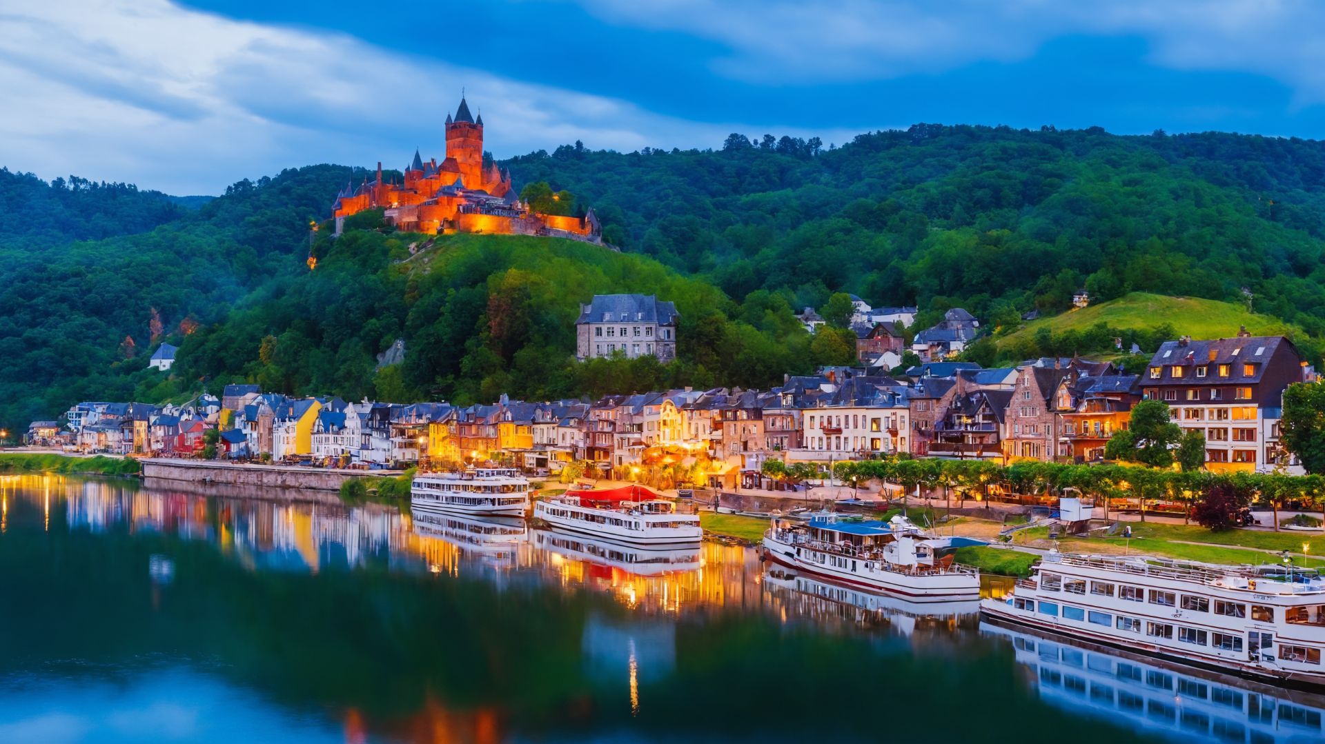 ГЕРМАНИЯ — эпическая кинематографическая музыка с красивыми сценами природы.