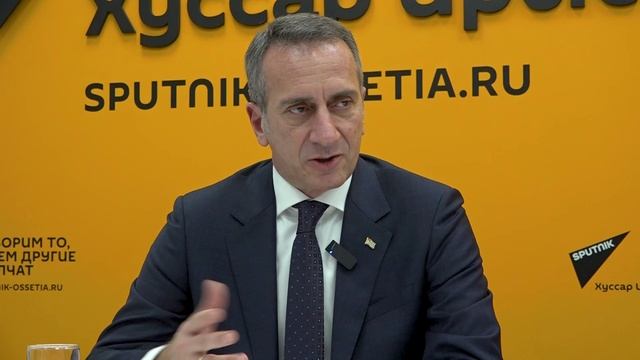 Итоги визита главы МИД Абхазии в Южную Осетию обсудили в Sputnik