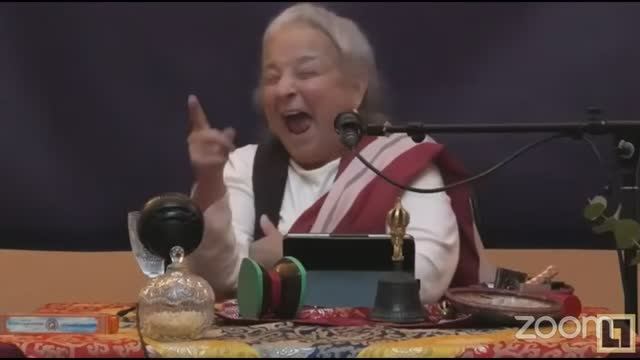 Лама Лина —  Сутра сердца и дзогчен