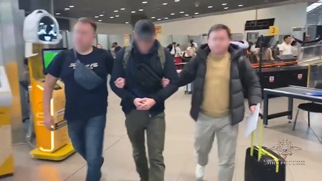 Из Колумбии депортирован россиянин, который обвиняется в мошенничестве