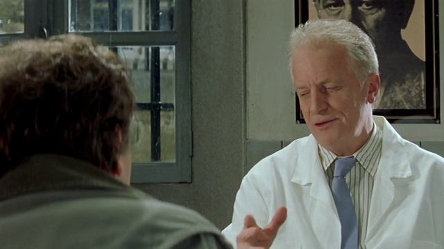 Пятно краски (кф. Невезучие)