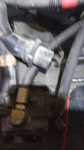 Установка мотора с гиебным валом на новые подушки мотора