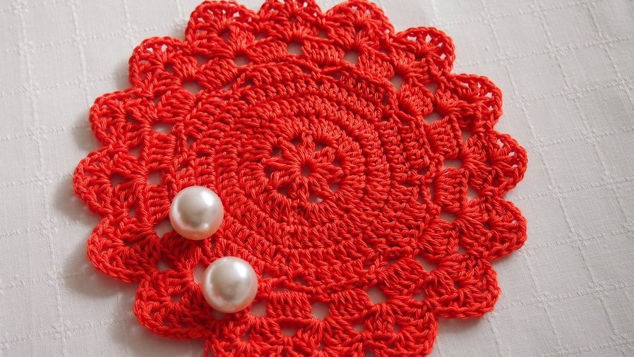 Вязание крючком простой салфетки. Салфетка крючком для начинающих. Уроки вязания крючком Урок 195