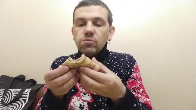 Обжор мукбанг кружевные блины на кефире со сметаной