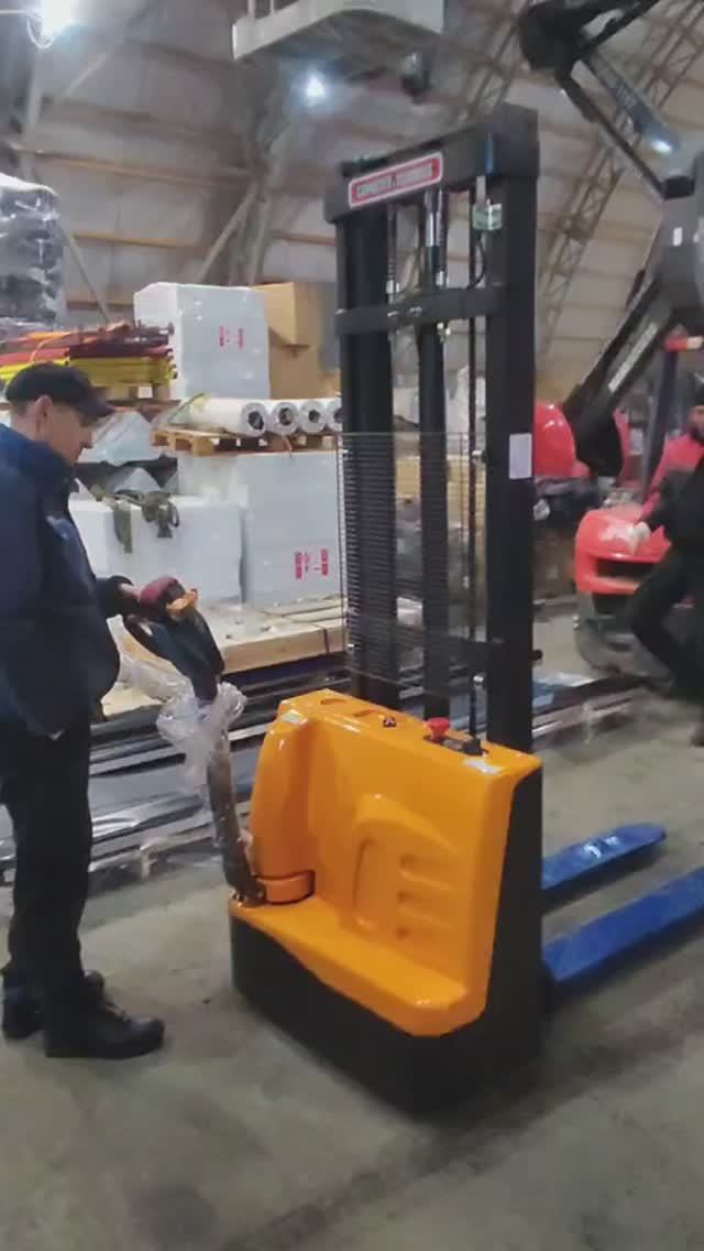 Самоходный Электроштабелер 1,5т 3,5м сопровождаемый