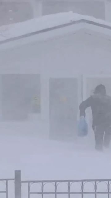 Сильная метель в Анадыре на Чукотке