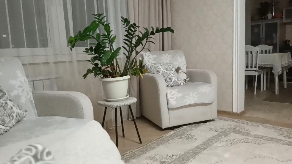 СМЕНИЛА ИНТЕРЬЕР. ЖДУ ВЕСНУ. ХОЧУ ПЕЛЬМЕНЕЙ.