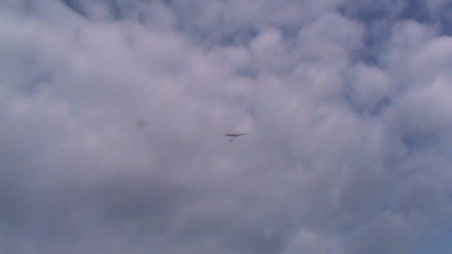 Забросил  планер F3K  Игорь Слотин, Пермь  Бахаревка 28.09.2014.