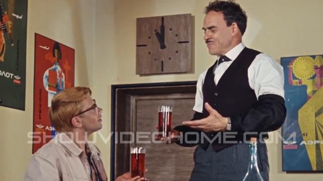 Самое яркое поздравление с 23 февраля мужчин компании