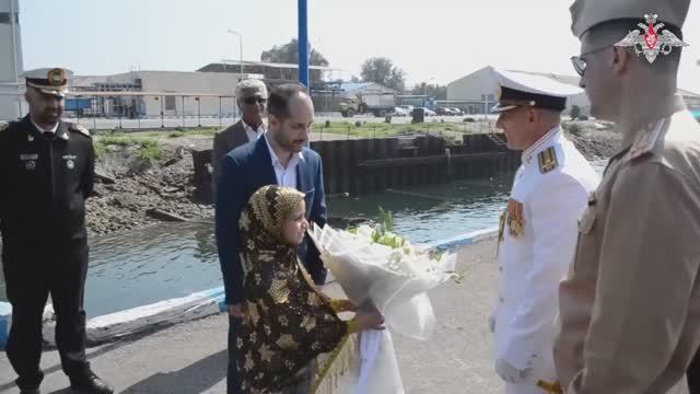 Корвет «Стойкий» (Россия) и ВМС Ирана провели маневры в Оманском заливе, Иран, 18 февраля 2026 года