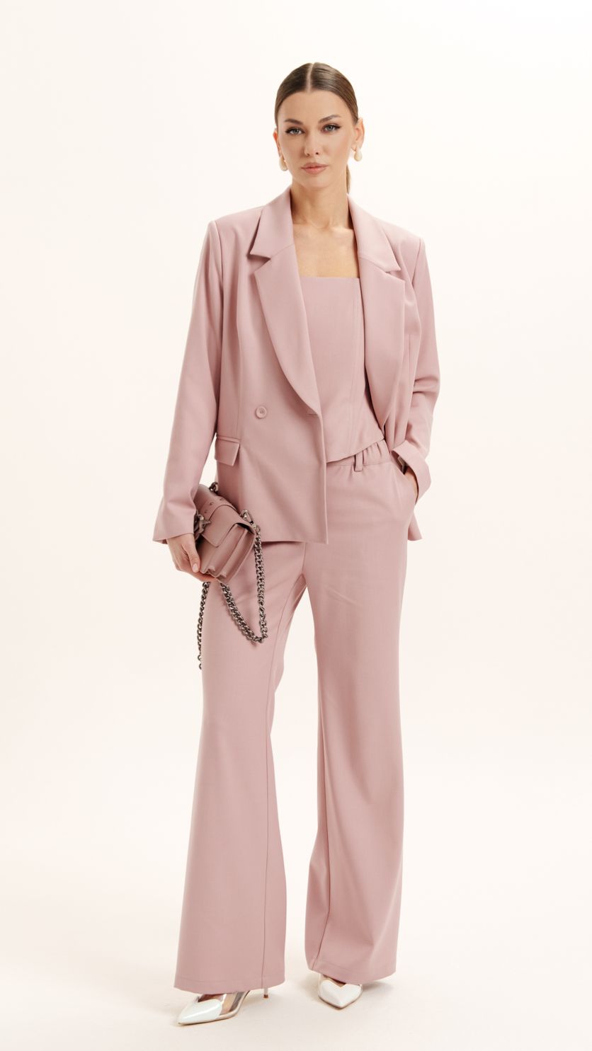 Стильный пудрово‑розовый костюм‑тройка 💗 пиджак, брюки и корсет | Весна - Лето 2026 от Deesses 💗