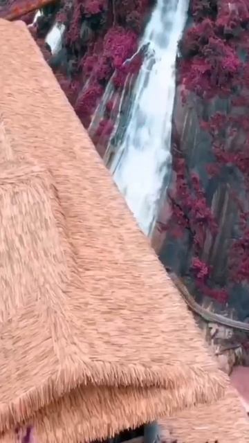 Долина Вансянь в Китае известна своей необычной особенностью — здесь до сих пор сохранились древние