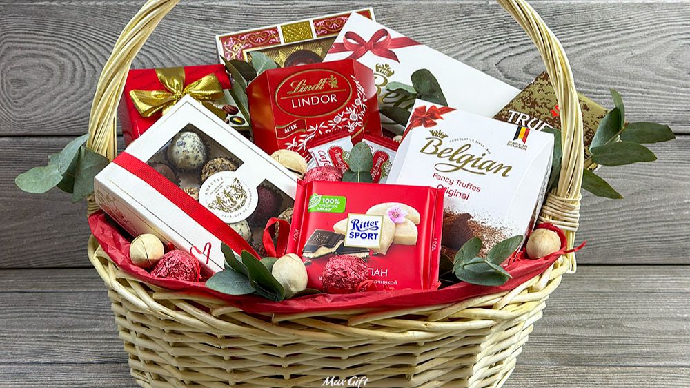 Подарочная корзина «Фестиваль сладостей»