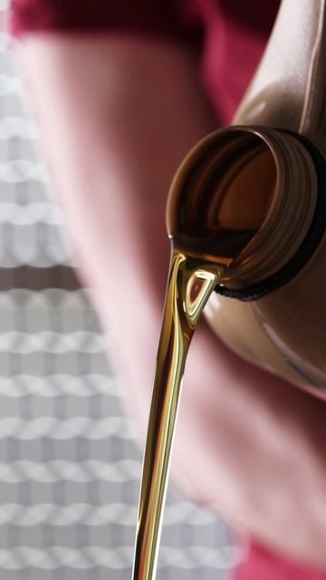 Каждая третья бутылка — подделка. Как отличить оригинал без сервиса? 😳