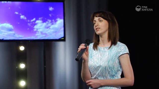 Ксения Лапицкая - В минуту жизни трудную LIVE